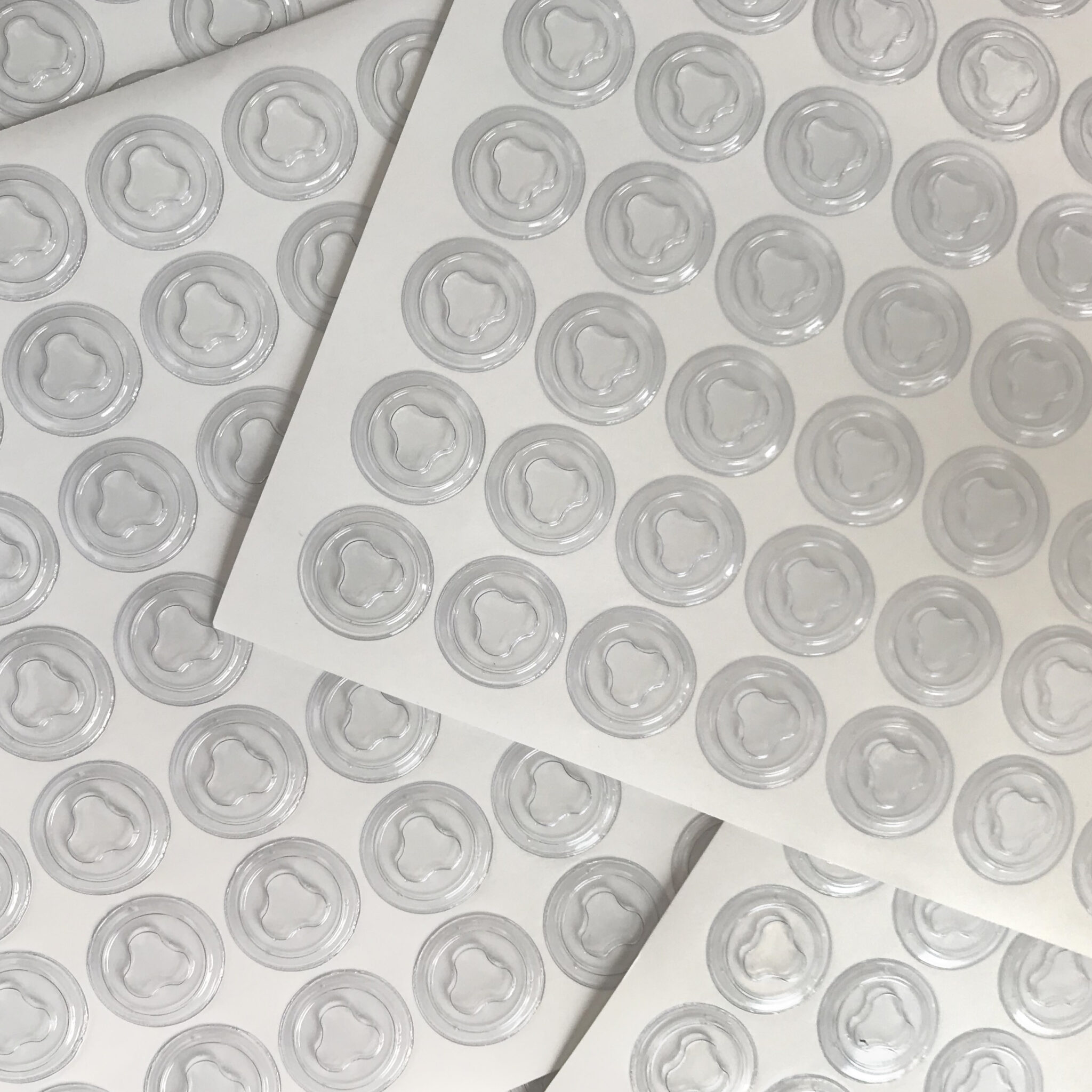 Plastic CD Spider (CD Holder, CD hub Vacuum, CD Clips), Self Adhesive